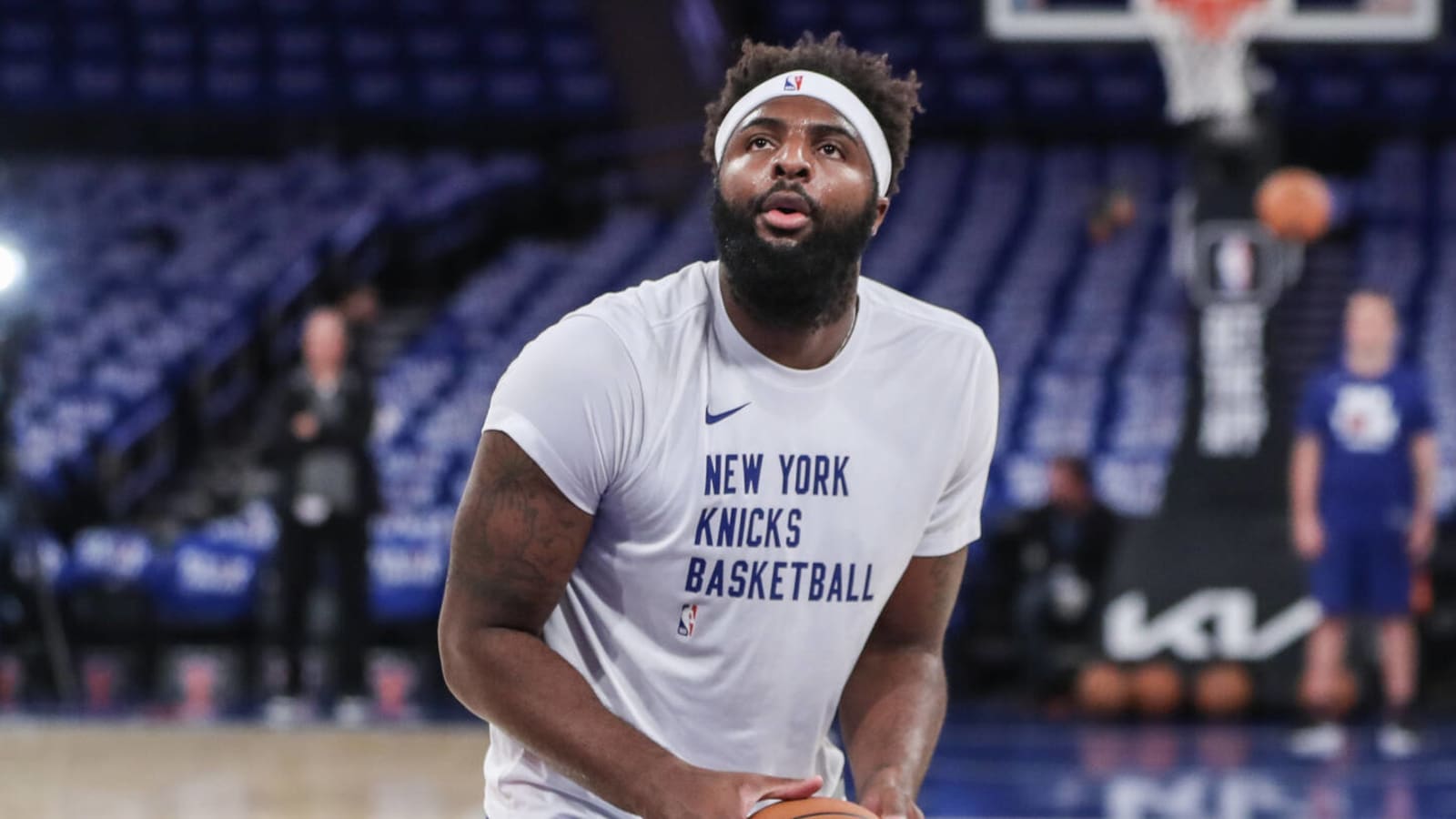 Mitchell Robinson's return will boost Knicks' playoff hopes | Yardbarker