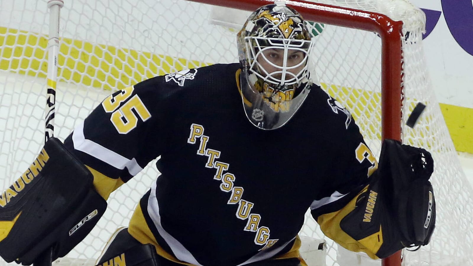 Pens' Tristan Jarry has 'longest workout,' remains out | Yardbarker