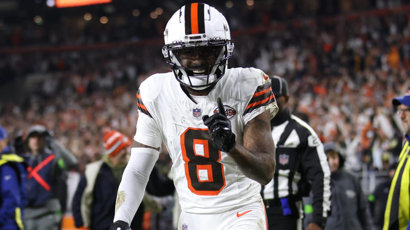 Browns offer promising update after scary Elijah Moore injury | Yardbarker