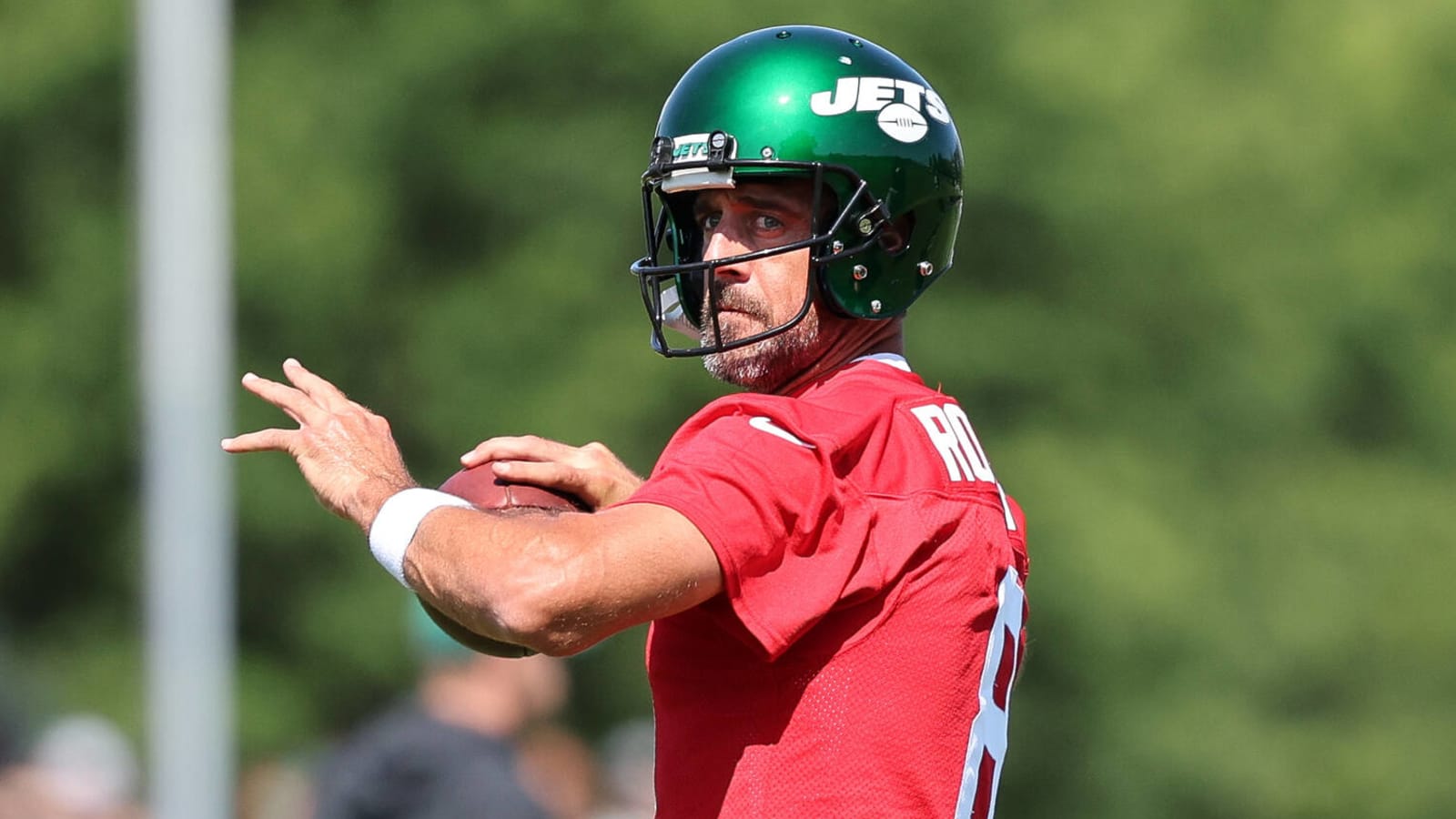 Jets WR details major change he's noticed in Aaron Rodgers | Yardbarker