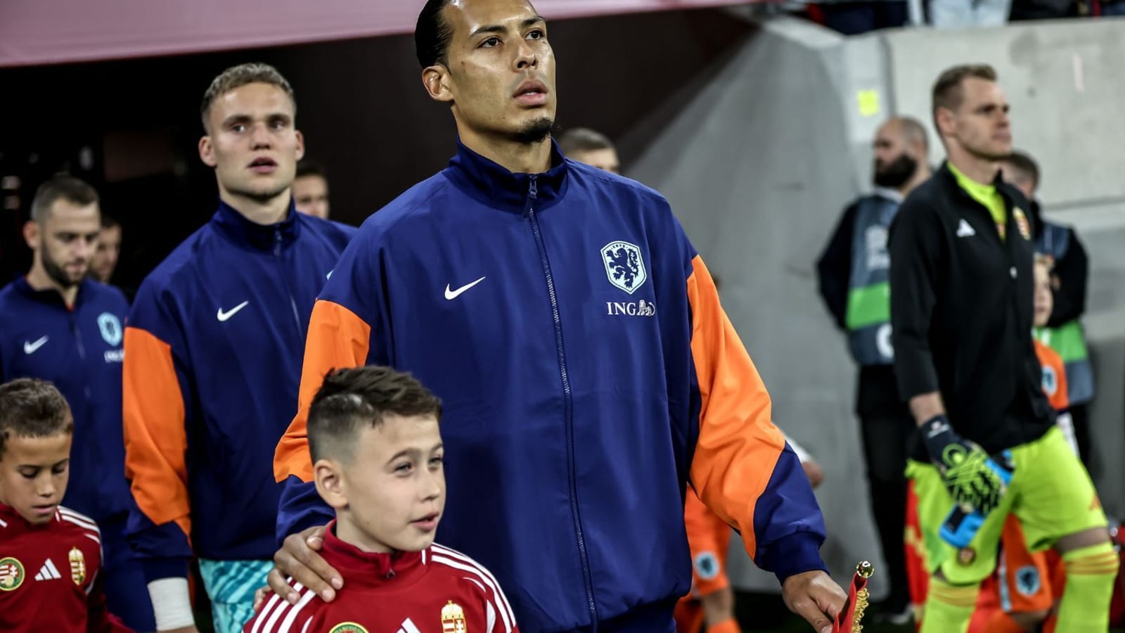 ‘He’s still looking’: Koeman provides Van Dijk contract update after ...