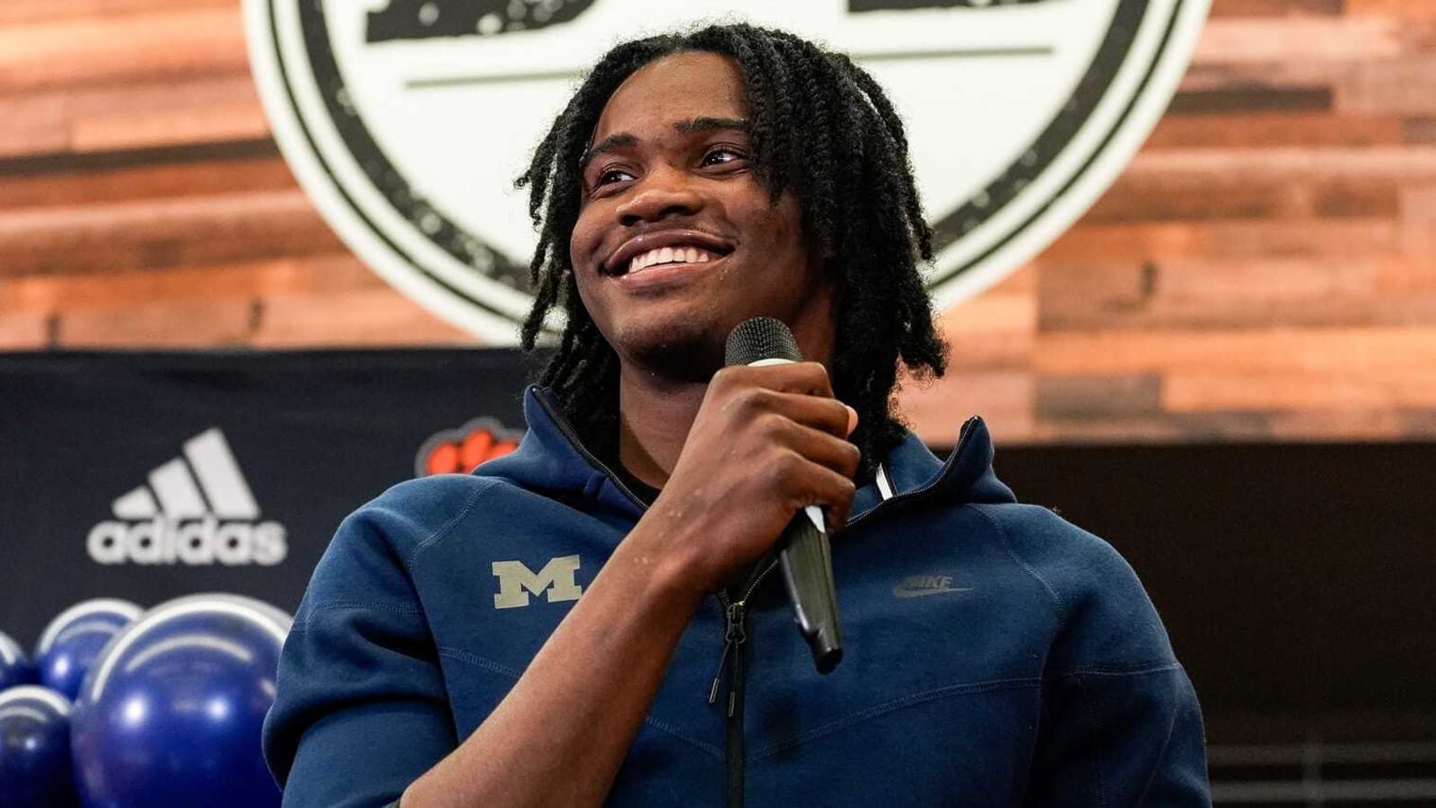 Michigan QB recruit gave warning to LeBron James, Ohio State | Yardbarker