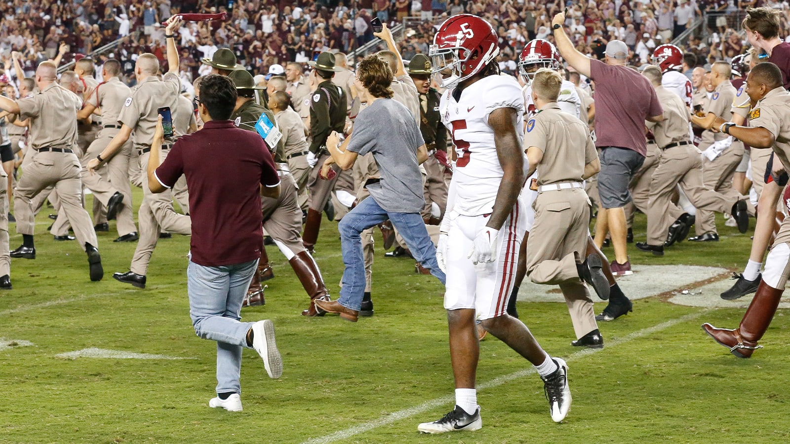 Alabama AD Endorses Extreme Solution To Stop Fans From Storming Courts ...