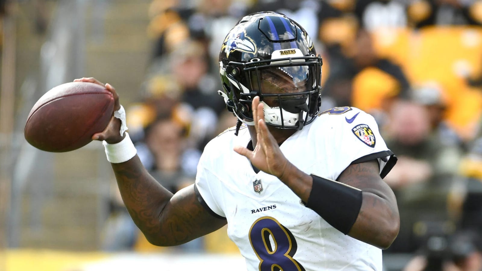 Ravens' Lamar Jackson goes on rant about issues with deep passes ...