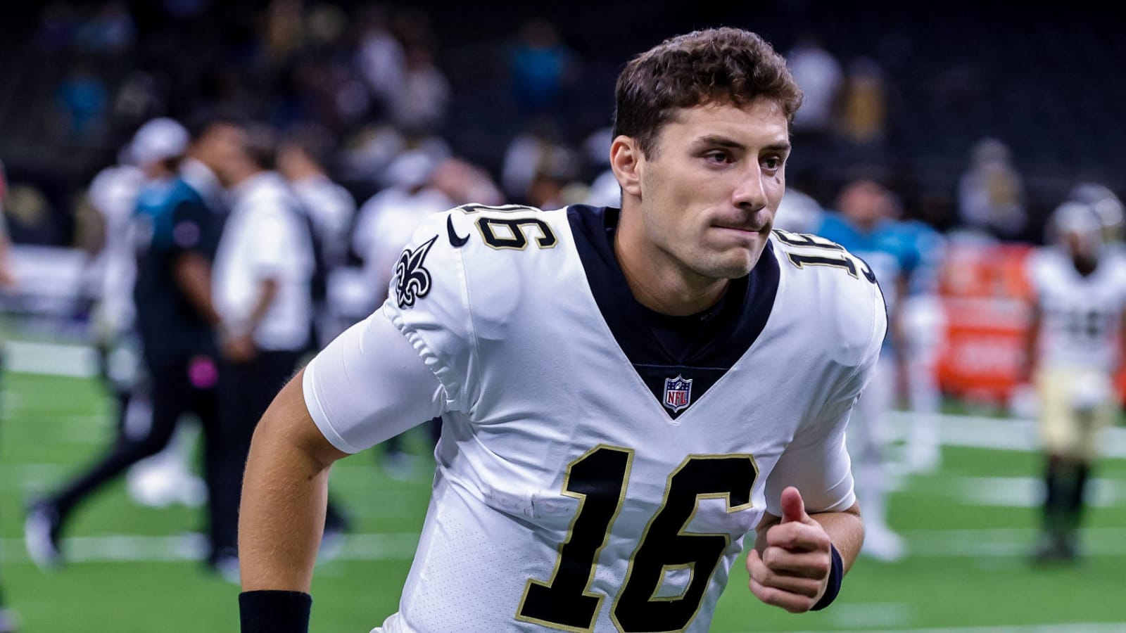 Ian Book embracing 'unbelievable opportunity' to start | Yardbarker