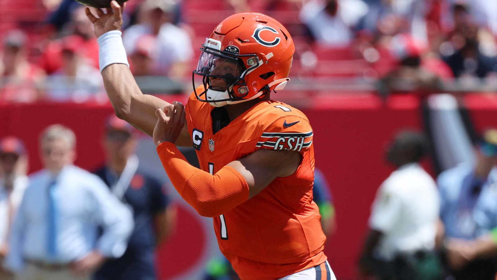 Former Bears player out on Justin Fields | Yardbarker