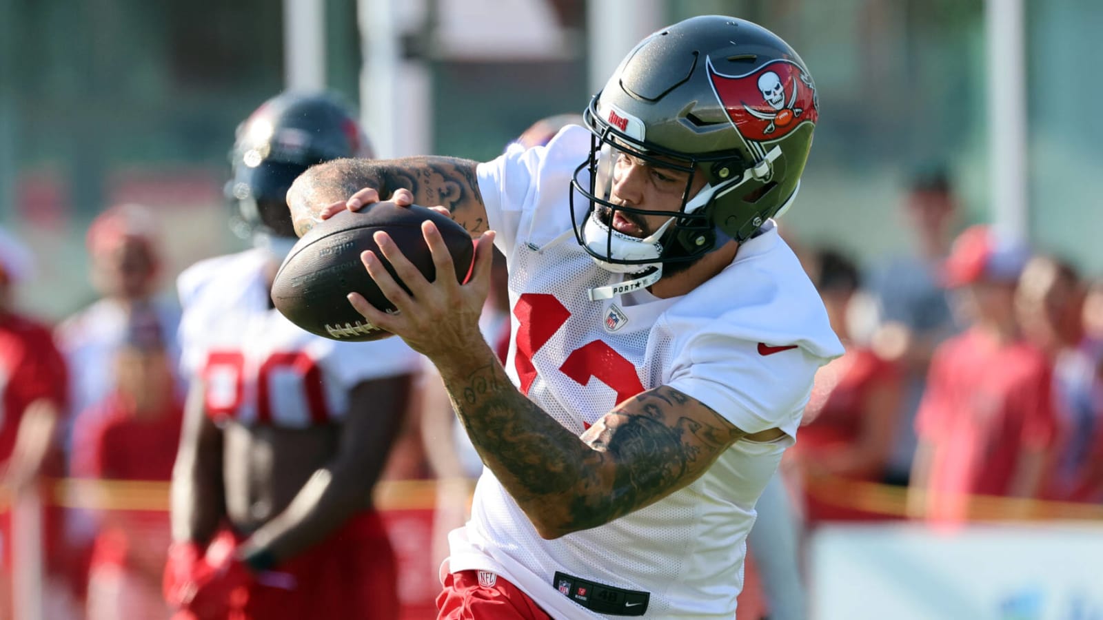 Should the Jets trade for Mike Evans? | Yardbarker