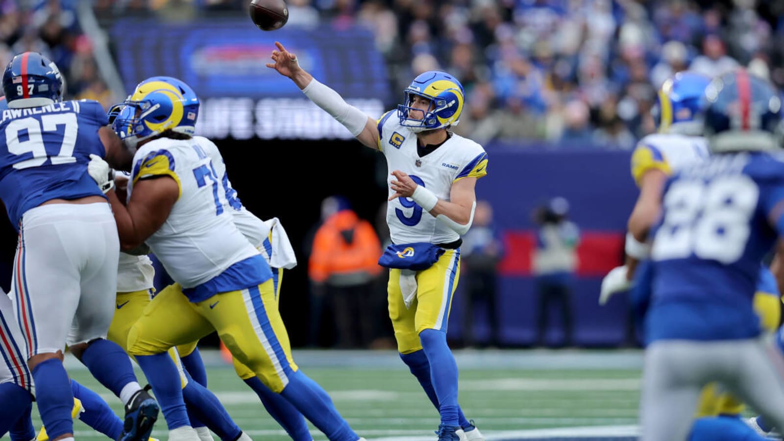 Rams Hold One-Score Lead Over Giants at Halftime | Yardbarker