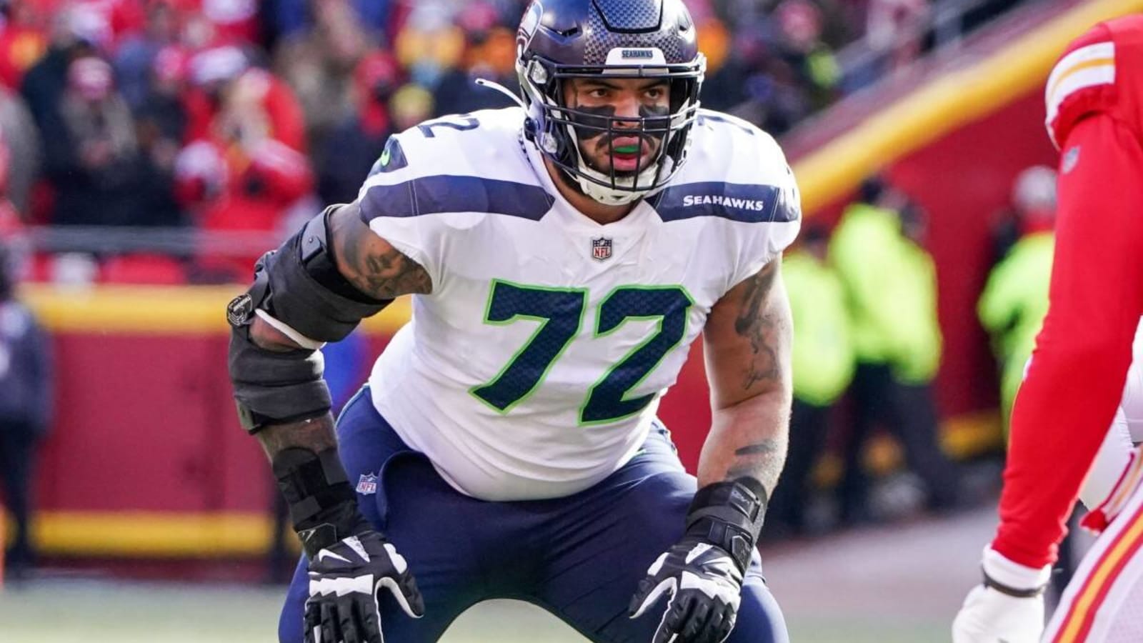 Seahawks Lose Two Starting O-Linemen to Injury vs. Steelers | Yardbarker
