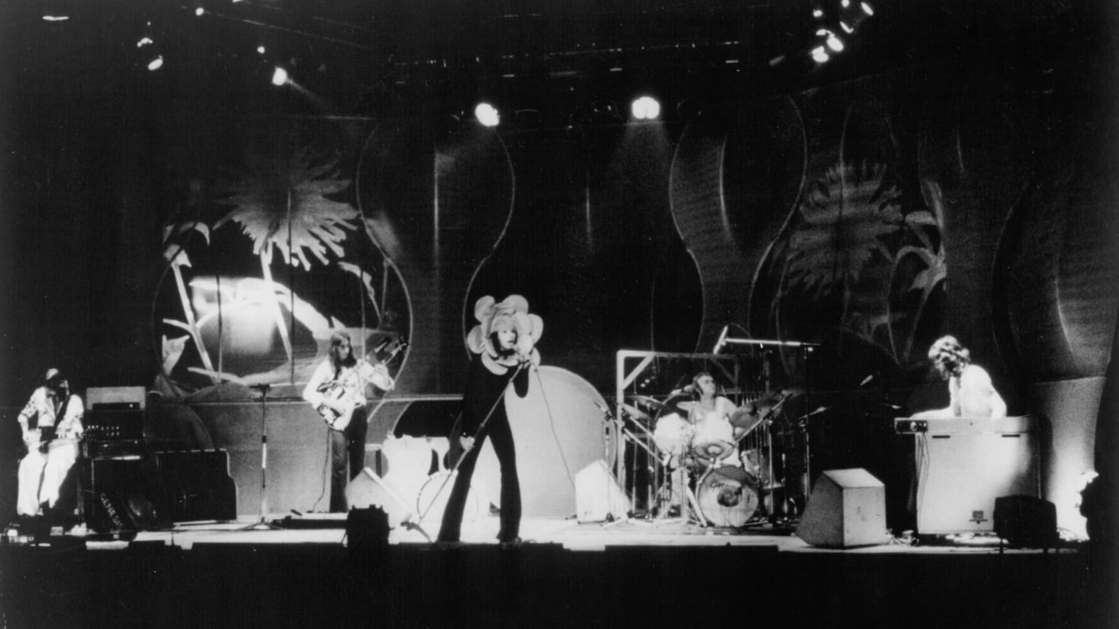 The most iconic prog-rock bands in music history | Yardbarker