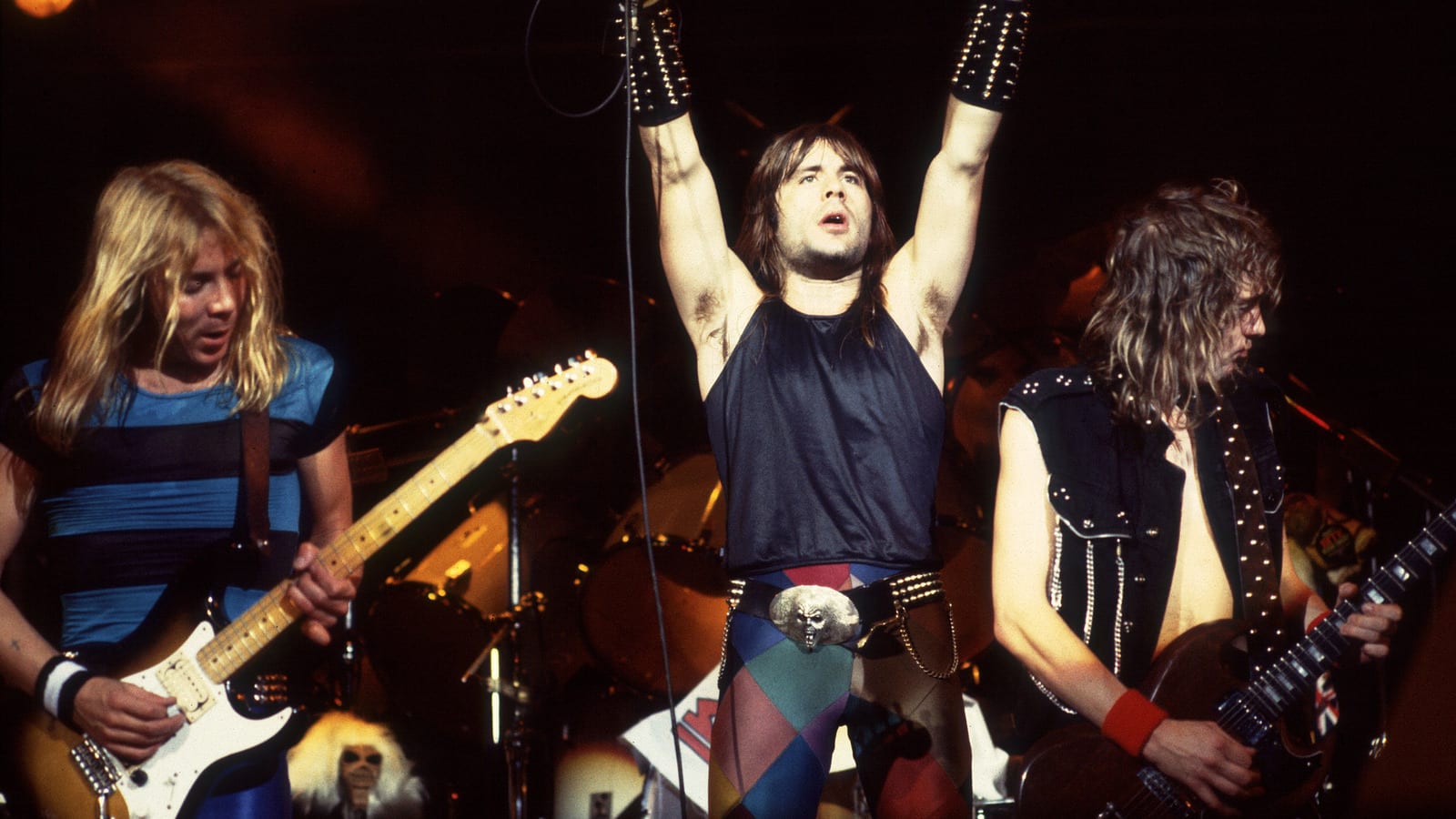 Iconic bands that changed styles after getting new members | Yardbarker