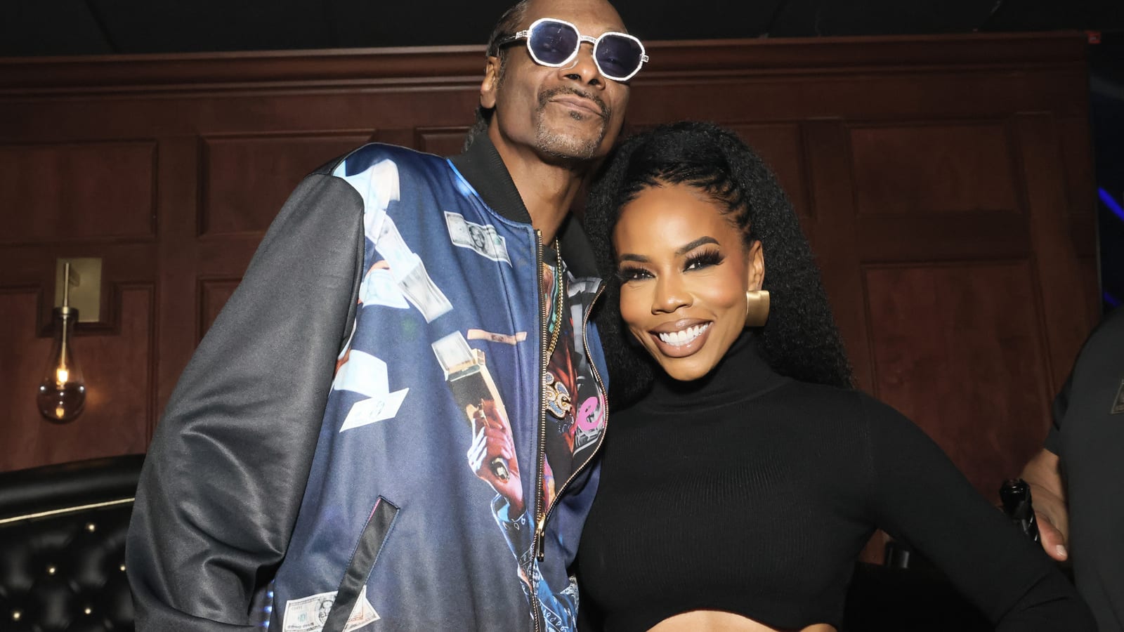 Reunited: 20 celebs who got hitched to the same person twice | Yardbarker