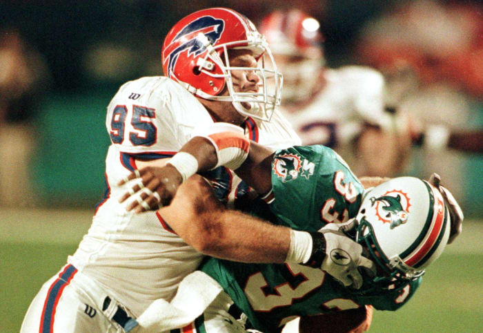 Past 30 NFL Defensive Players of the Year | Yardbarker