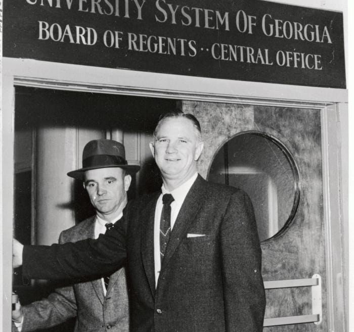 Coaches with the best and worst bowl records of all time | Yardbarker