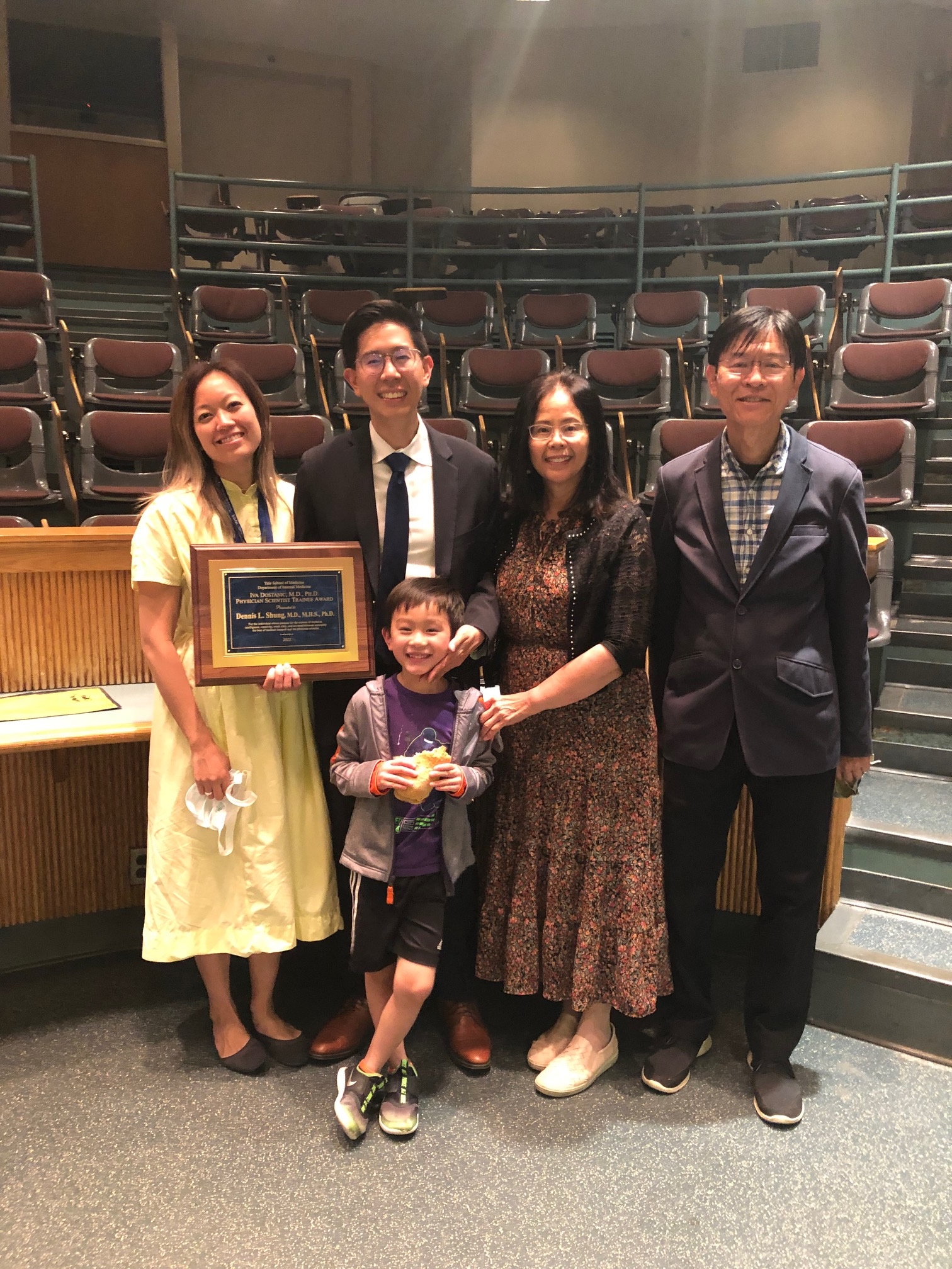 Meet Yale Internal Medicine: Dennis Shung, MD, MHS, PhD