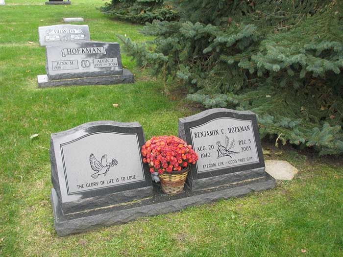 Slant Memorials Gallery | Sheboygan Monument & Stone Works