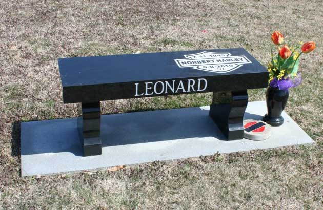 Granite Benches Gallery | Sheboygan Monument & Stone Works