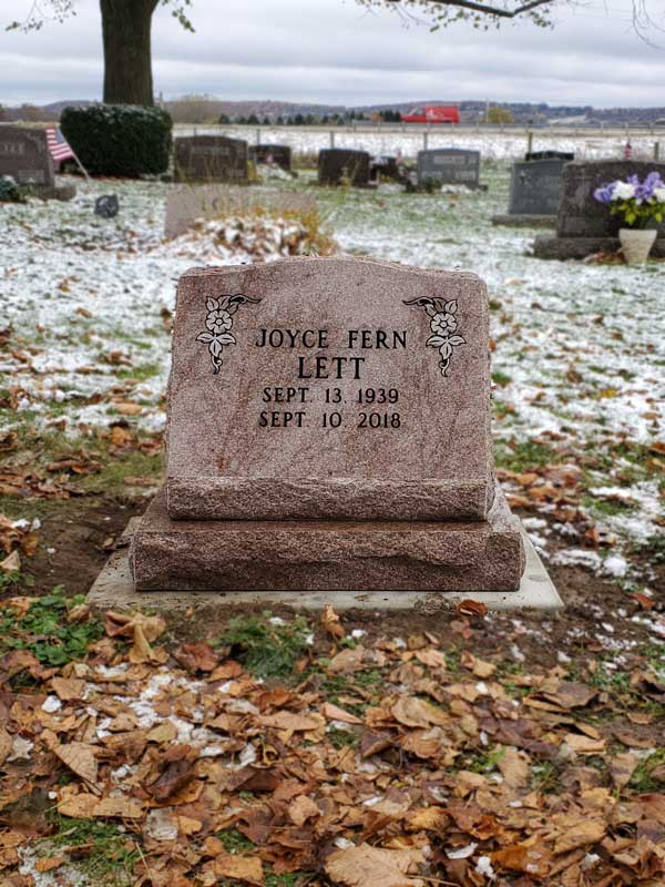 Slant Memorials Gallery | Sheboygan Monument & Stone Works