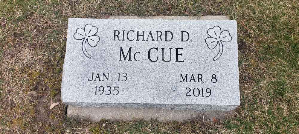 Slant Memorials Gallery | Sheboygan Monument & Stone Works