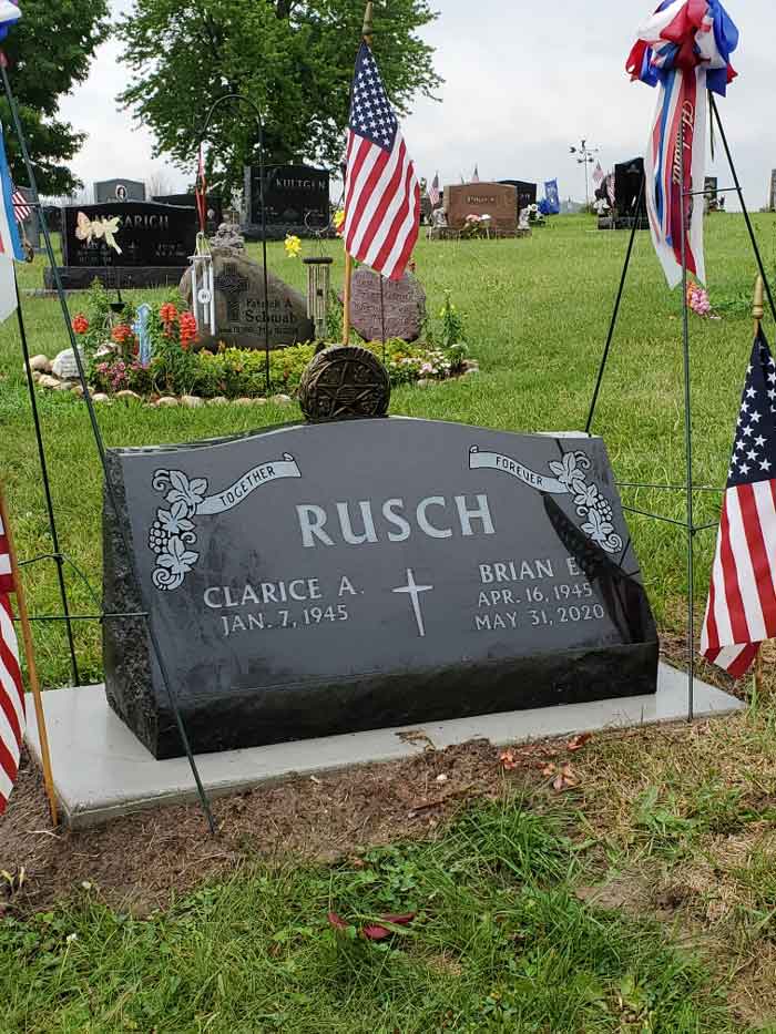 Slant Memorials Gallery | Sheboygan Monument & Stone Works