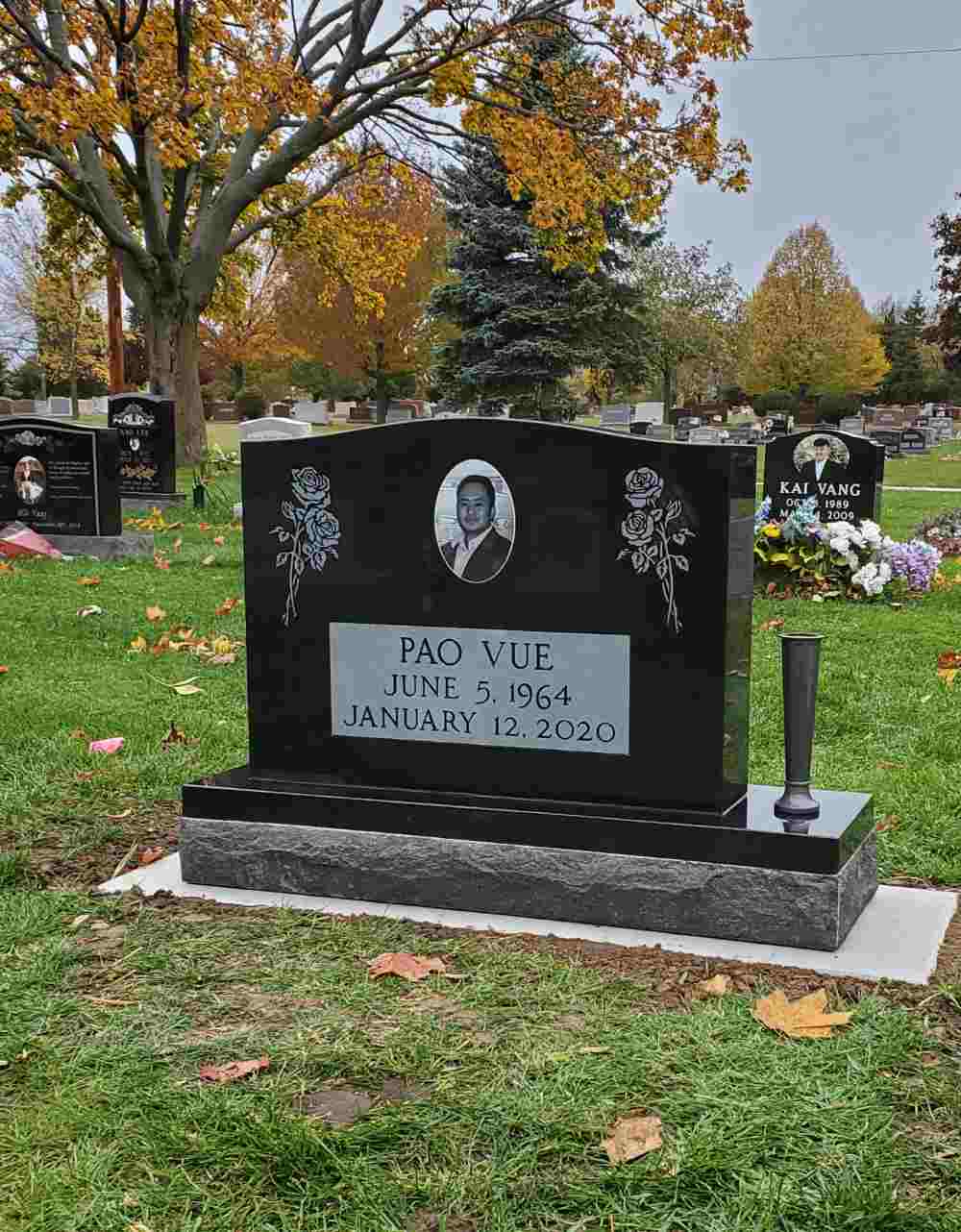 Upright Memorials Gallery | Sheboygan Monument & Stone Works