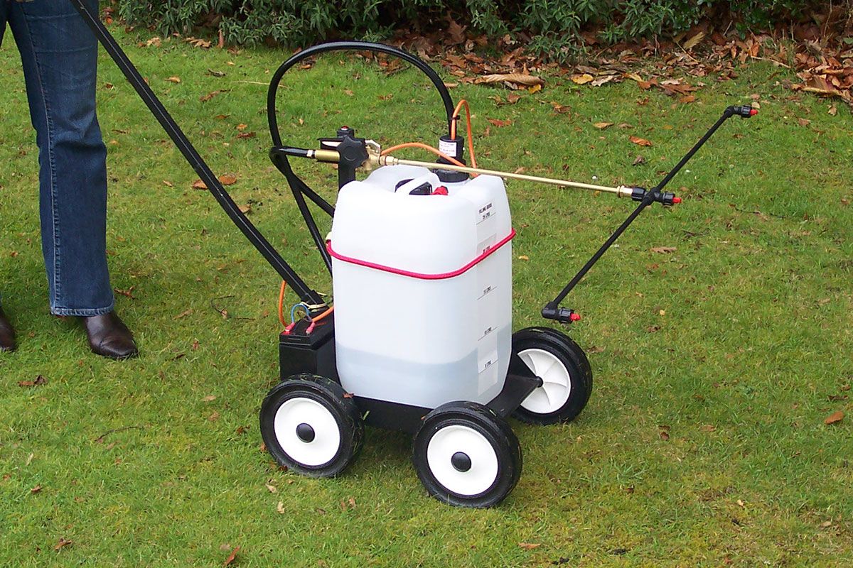 SCH GBS5 25L Compact Power Sprayer 48 Spray Free Delivery Buy now Zaros Machinery