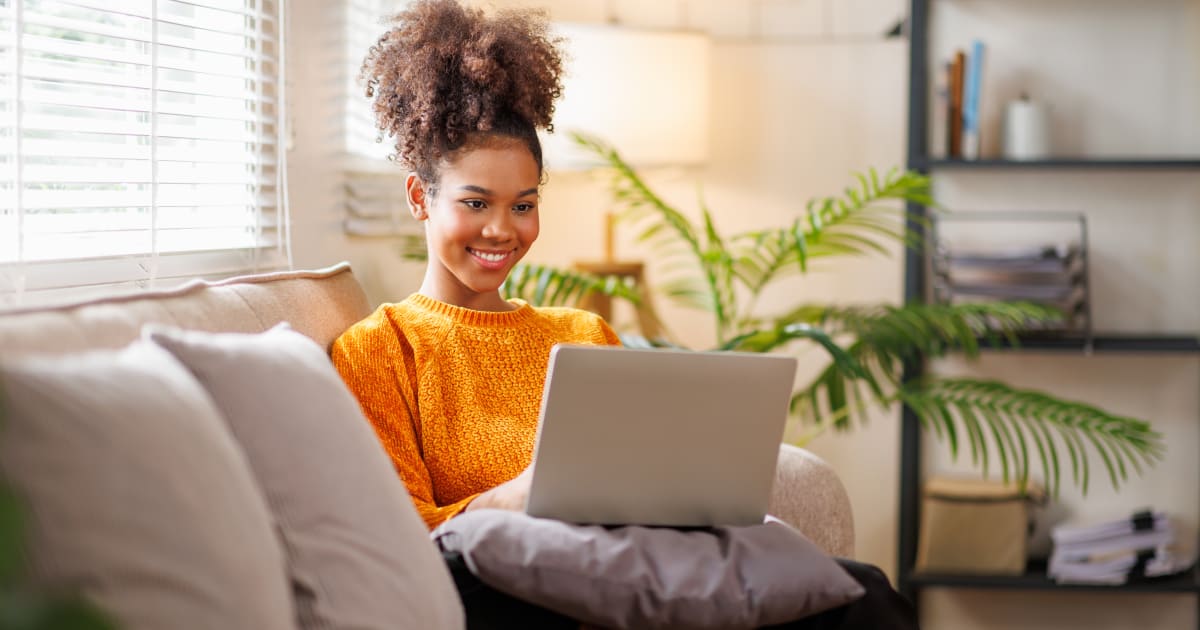 How to Qualify a Foreign LLC in Illinois (2026) | ZenBusiness