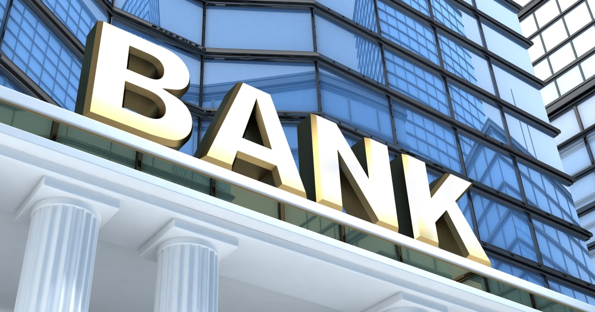 Bank Names: Original Examples and Tips | ZenBusiness