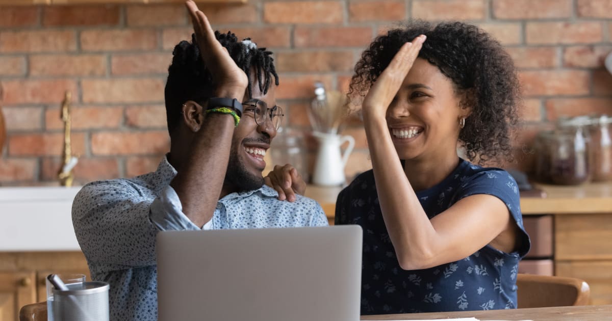 6 Tax Hacks For Small Business Owners and the Self-Employed | ZenBusiness