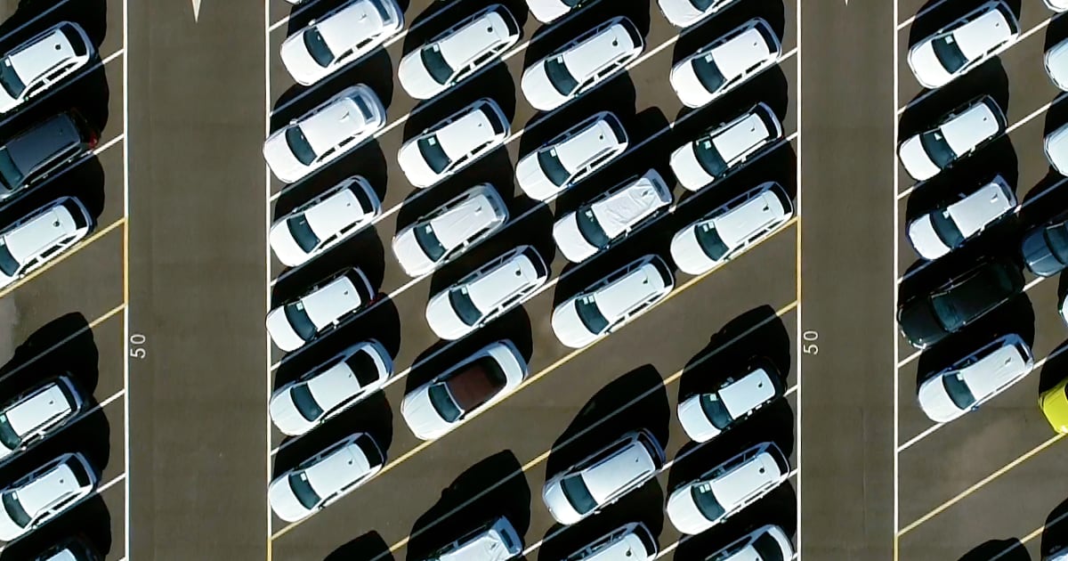 How to Compete in an Overcrowded Industry | ZenBusiness