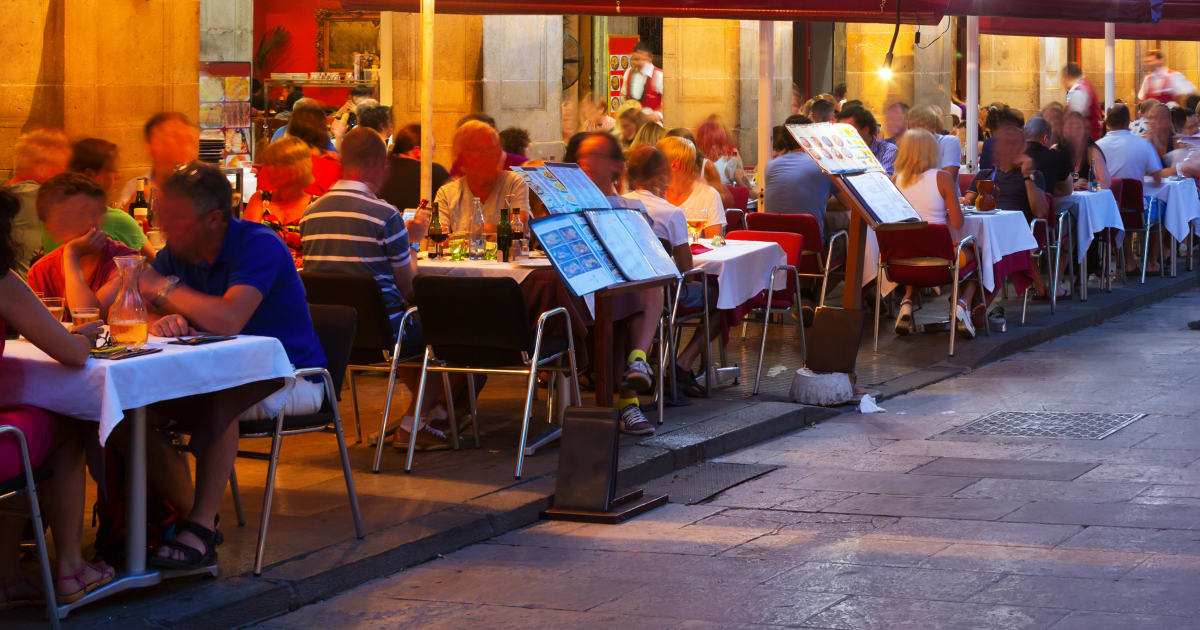 5 Tips For Managing Multiple Restaurant Locations | ZenBusiness