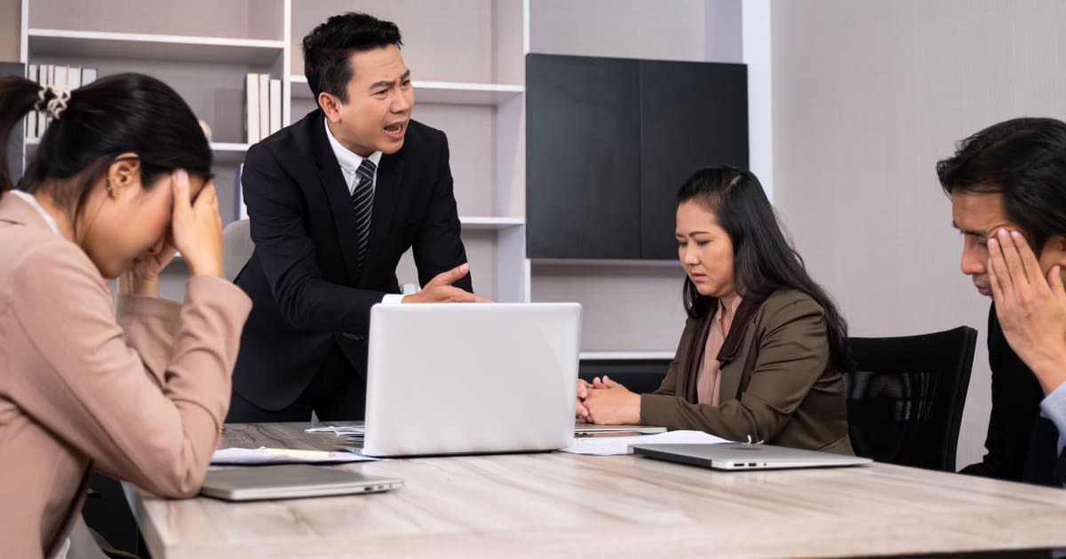 Signs of Terrible Management: How to Know It Is Time to Change ...