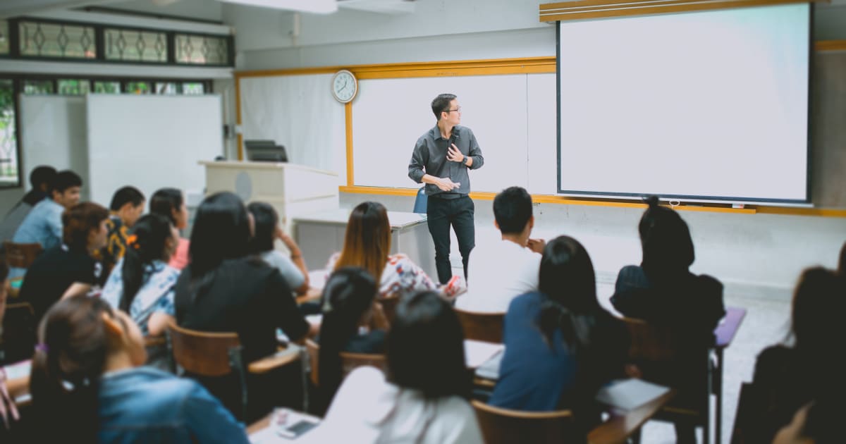 The Best Business Schools in the USA | ZenBusiness