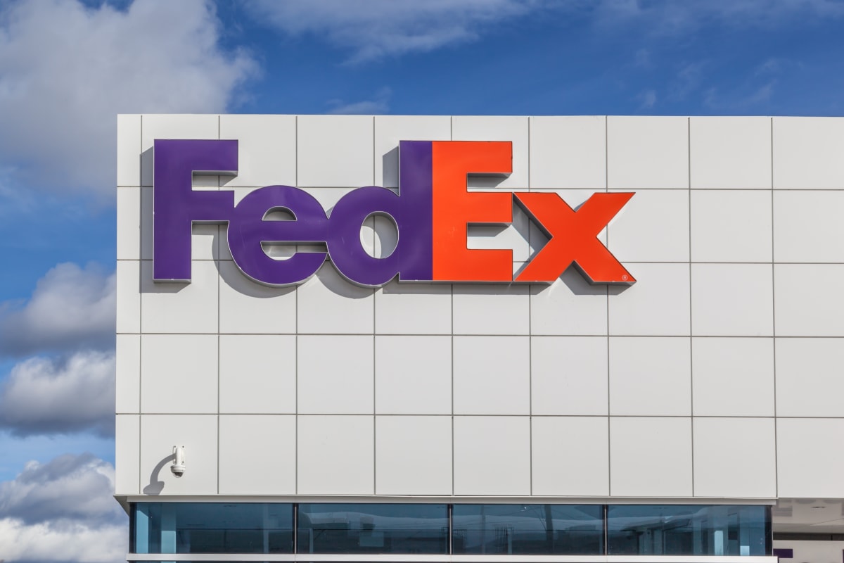 FedEx Logo: Evolution and Hidden Meaning | ZenBusiness