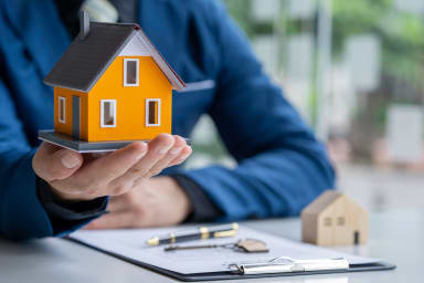 How to Prepare a Rental Property for a New Tenant | ZenBusiness Inc.