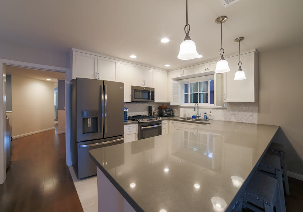 7 Things to Know About Quartz Kitchen Countertops | Murray Lampert