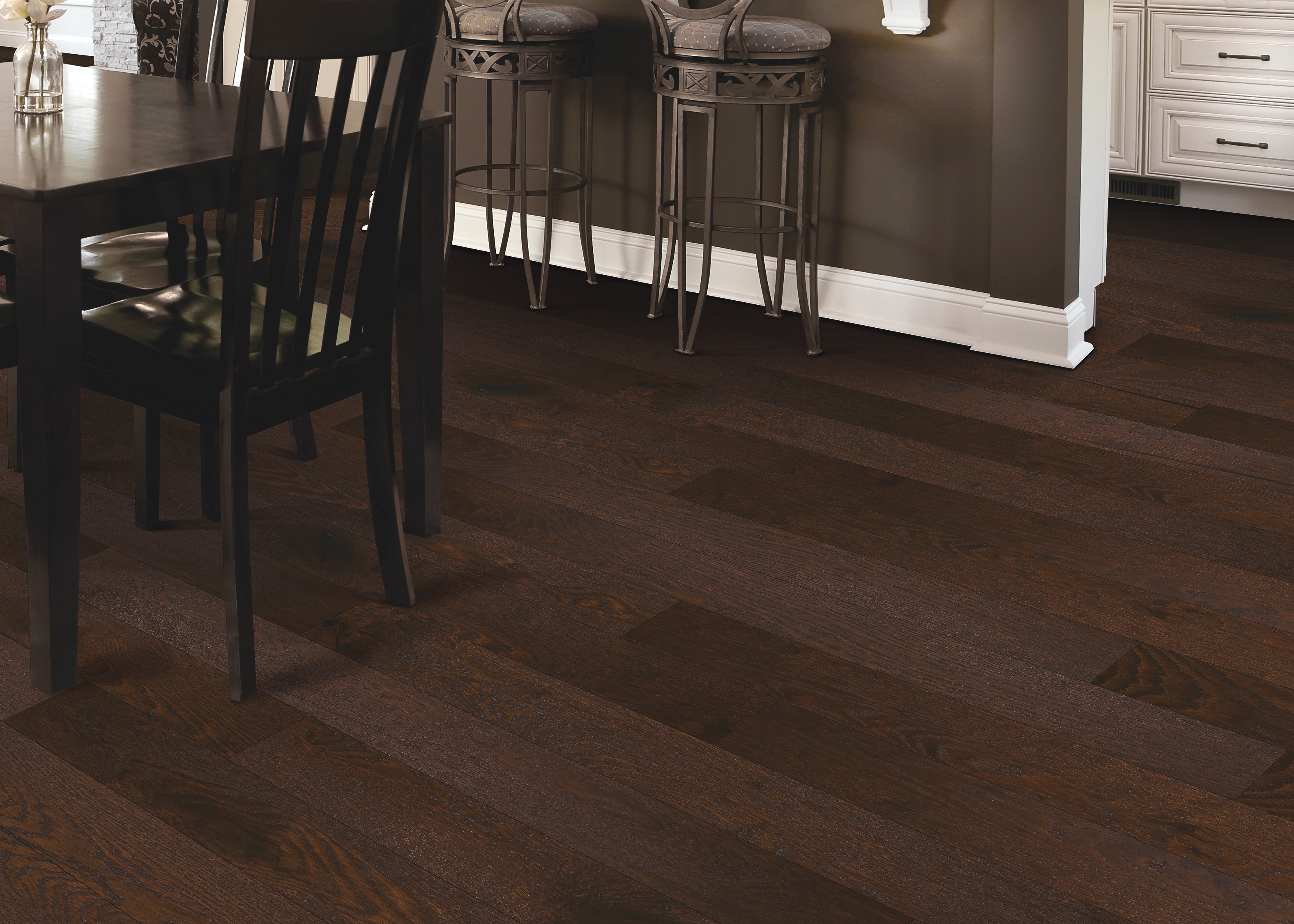 Mohawk - Artiquity - Cappuccino Oak from Znet Flooring