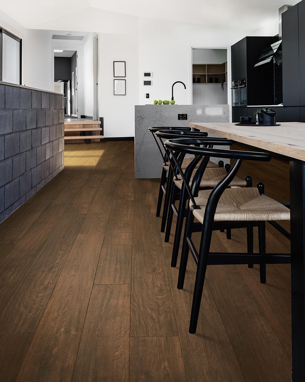 Mohawk RevWood Plus - Western Row - Tilled Oak from Znet Flooring