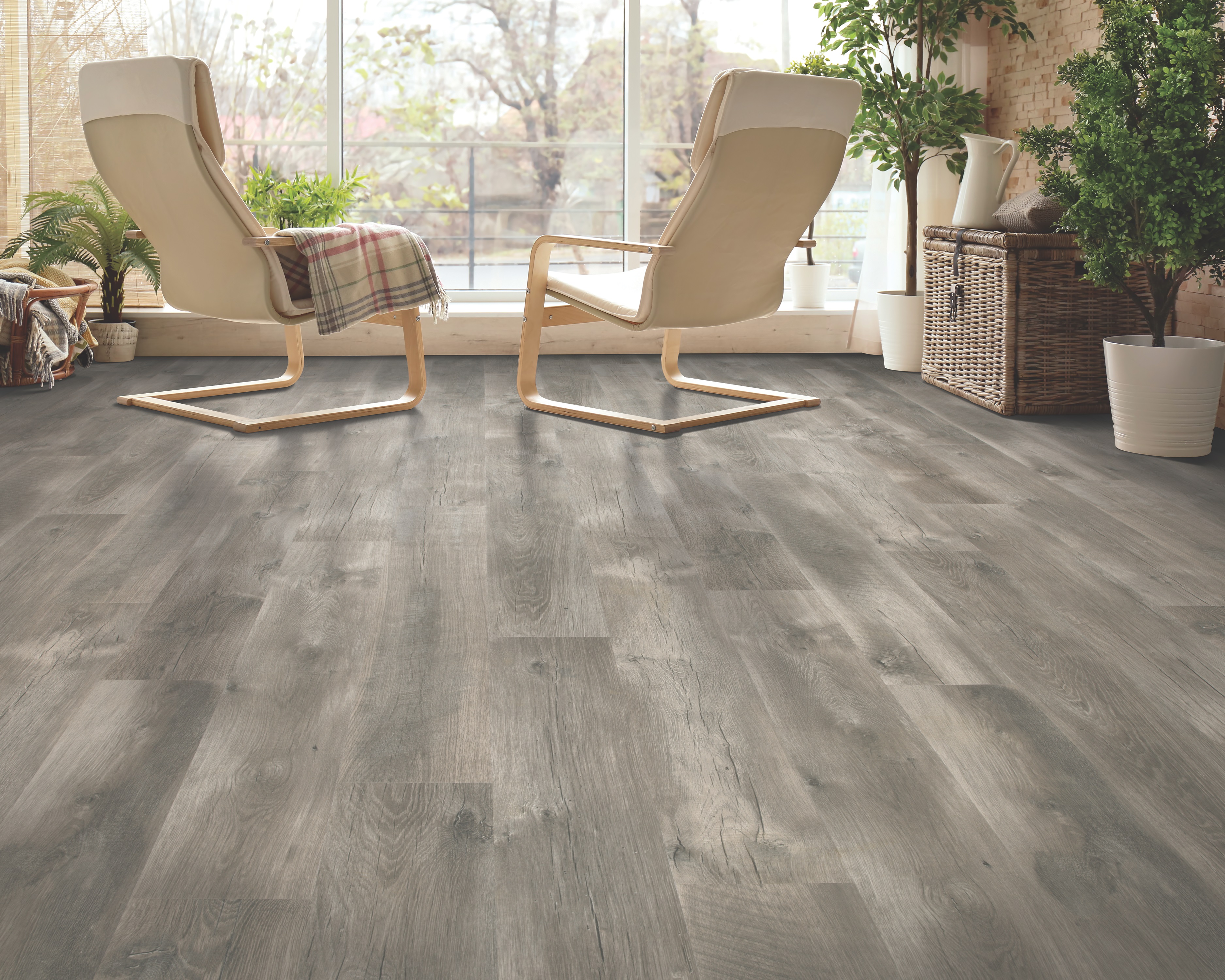Mohawk RevWood Plus - Crest Haven - Summit Oak from Znet Flooring