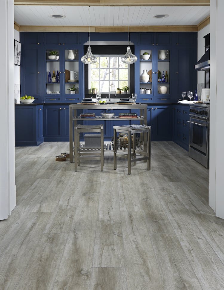 Mannington - ADURA APEX - Aspen Frost | APX030