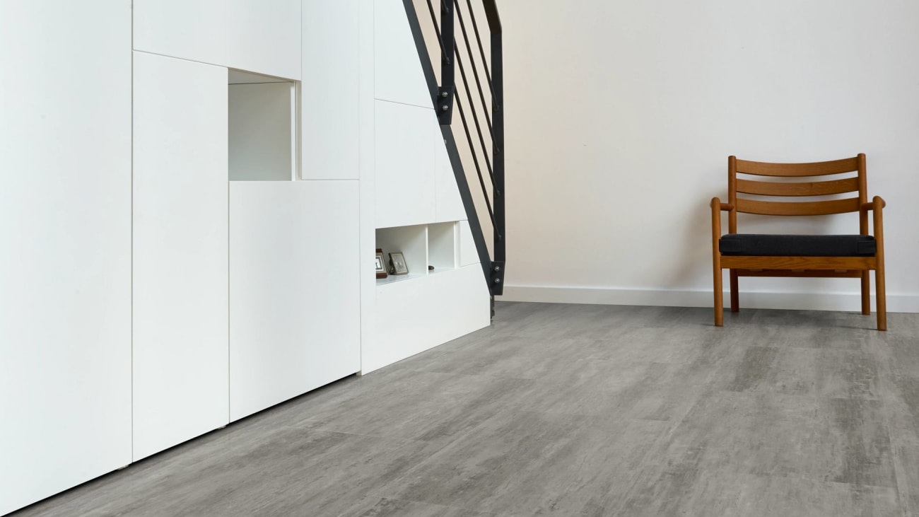 COREtec - COREtec Plus Large Tiles - Weathered Concrete | VV033-01803