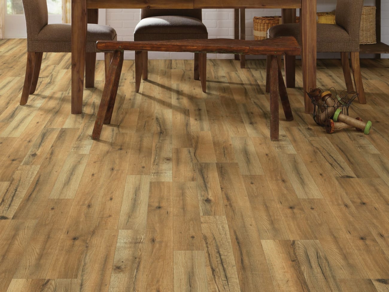 Shaw - Classic Designs - Orchard Oak | 06003_SL110