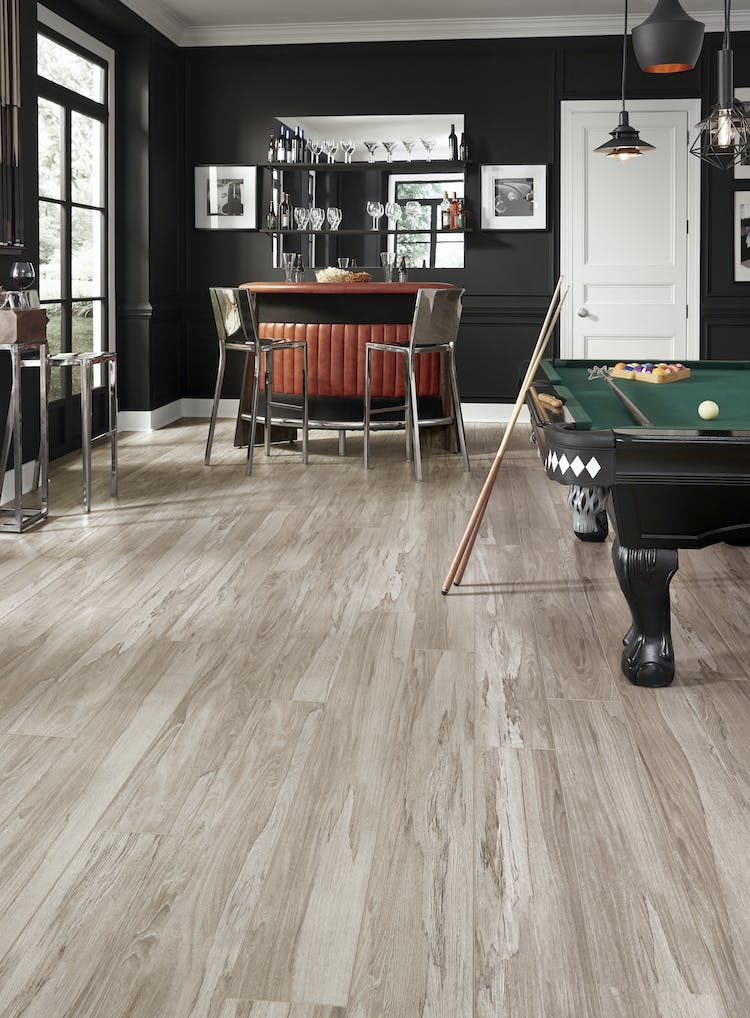 Mannington - ADURA APEX - Spalted Wych Elm Dew | APX020
