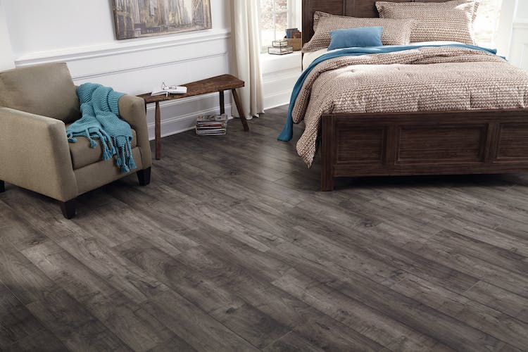 Mannington - Restoration Collection Wide Plank - Woodland Maple Mist ...