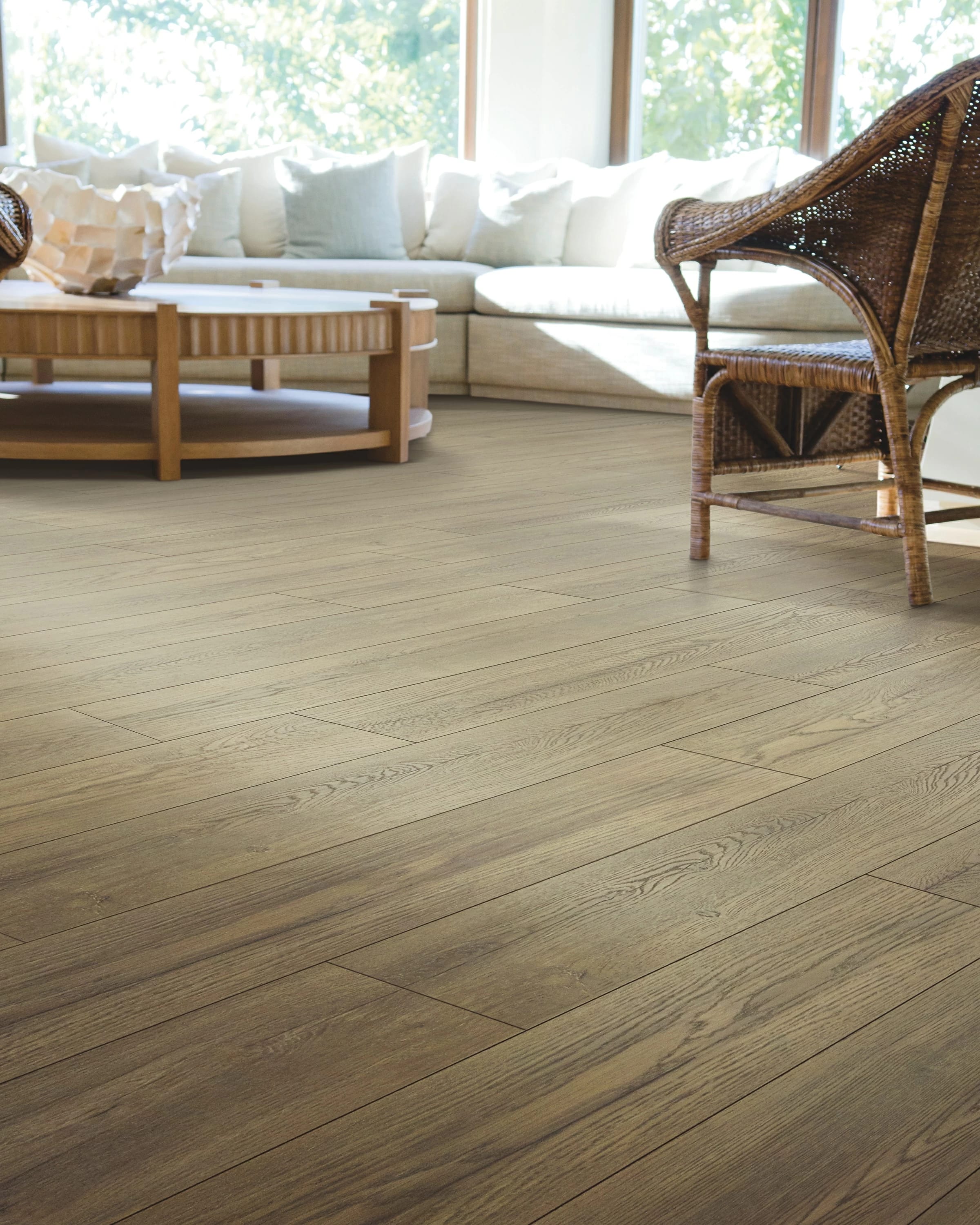 Mohawk - Woodcreek - Outpost Oak from Znet Flooring