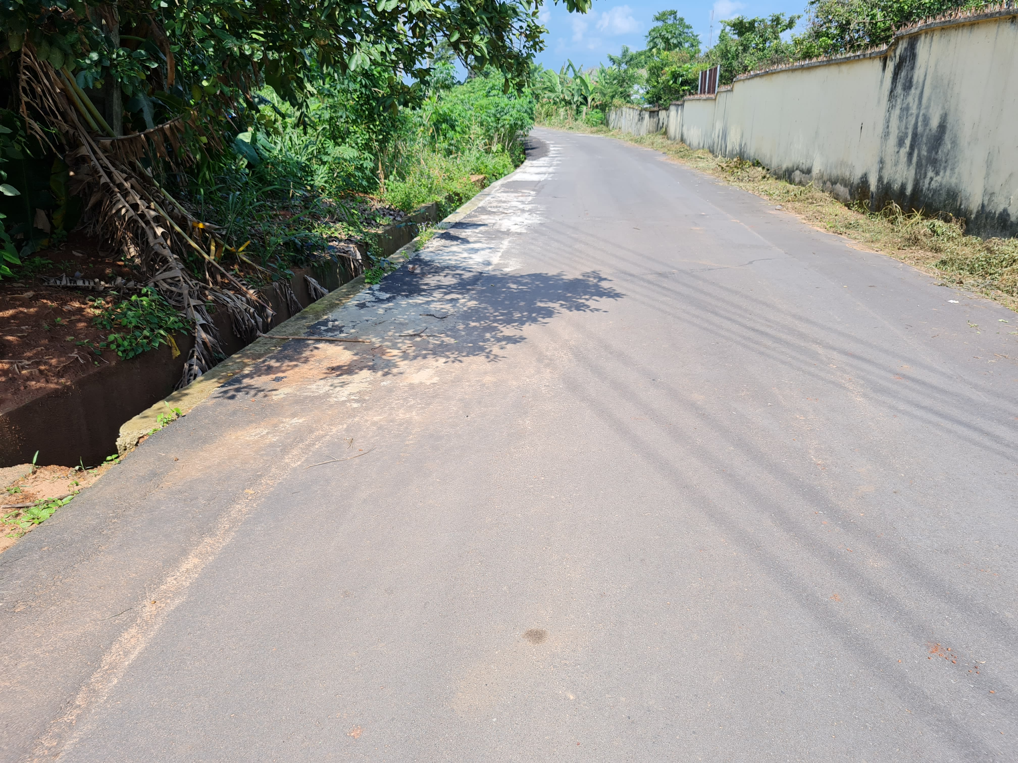 Eyemark - Asphalt Tarring Of Internal Road At Umudike(4Km), Kuru(1Km ...