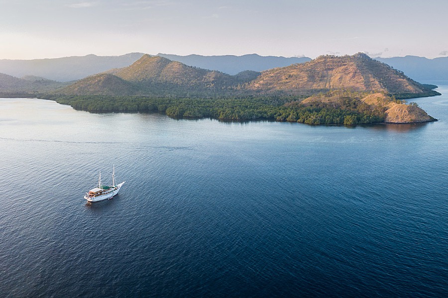 Scuba diving in Alor | ZuBlu